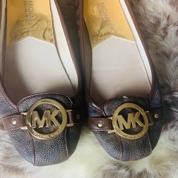 MICHAEL Michael Kors | Shoes | Authentic Mk Michael Kors Logo Flats ...